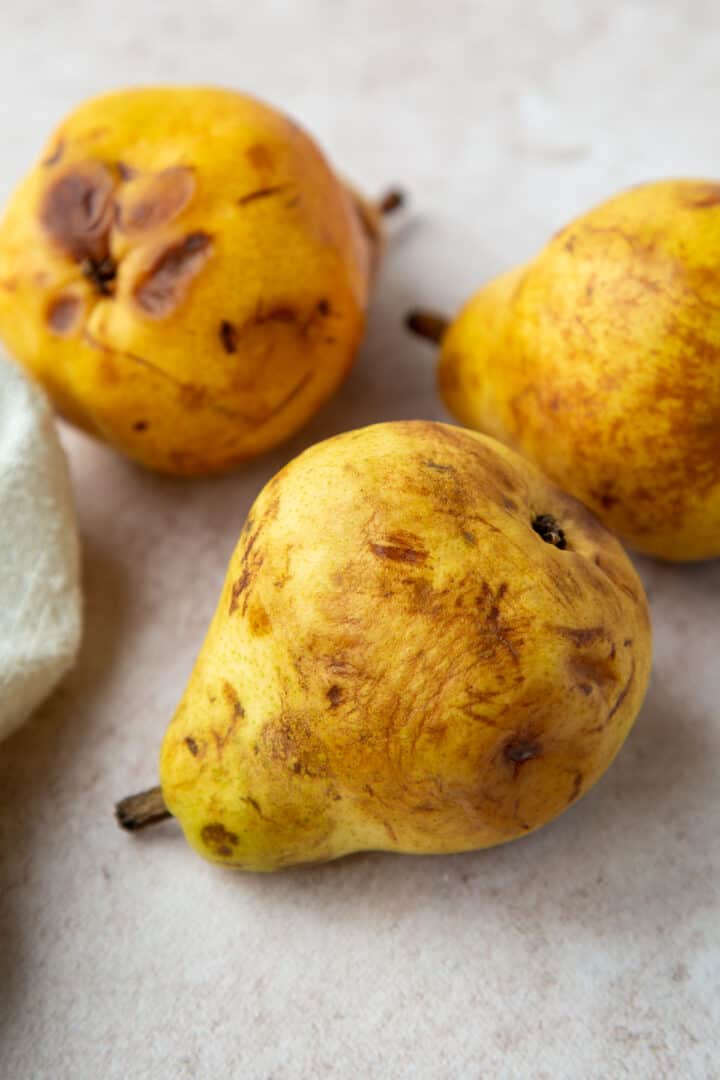 37 Recipes for Overripe Pears - Gift of Hospitality