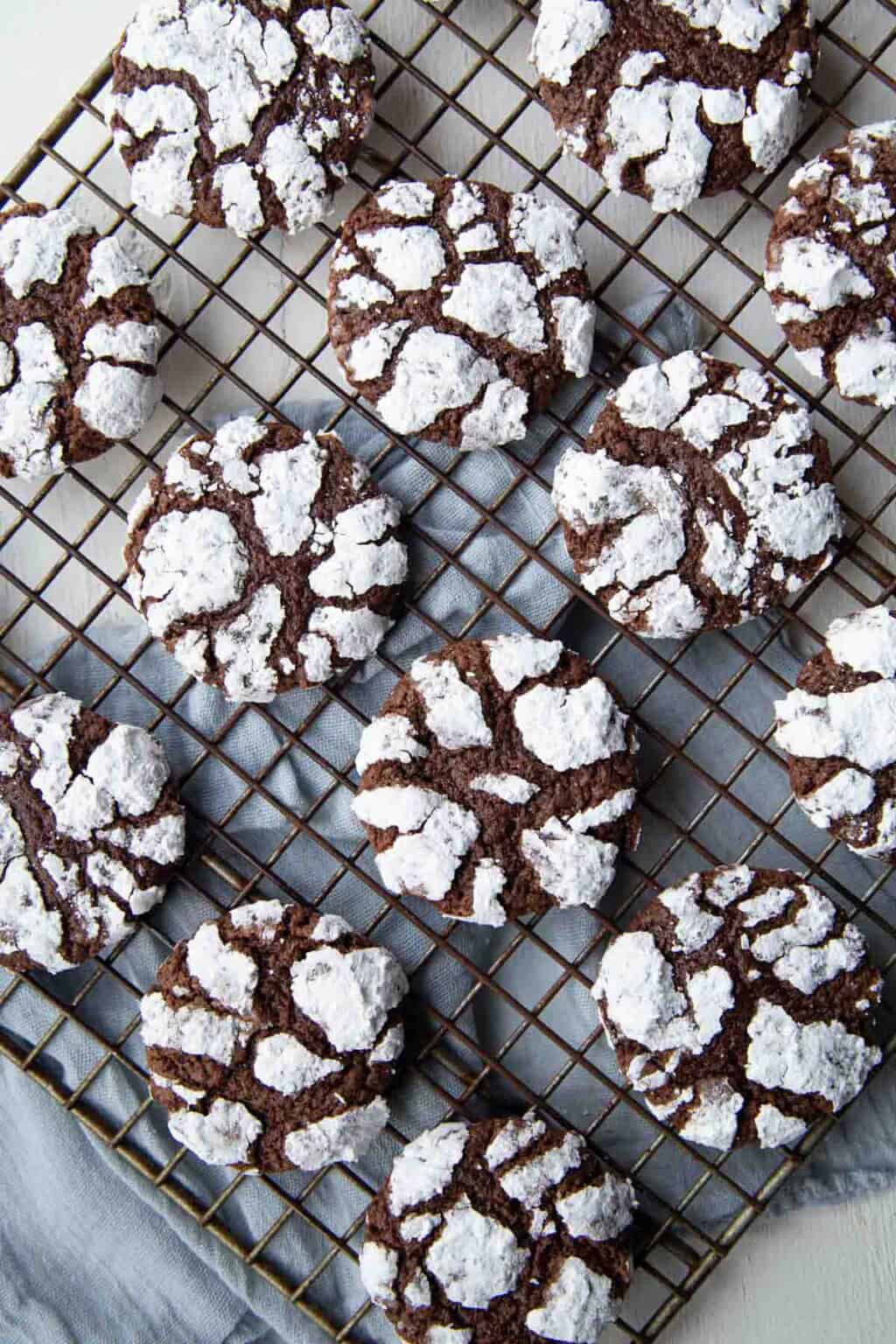 Chocolate Crinkles (Betty Crocker recipe) - Gift of Hospitality